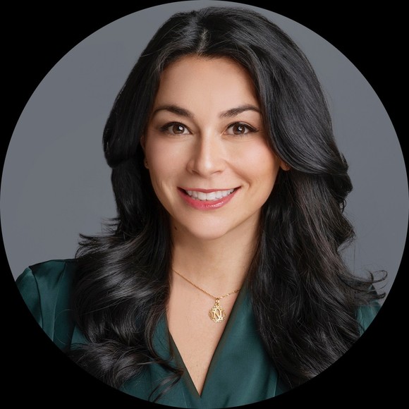 Nicole's Closet (@nicole_amy) | Poshmark